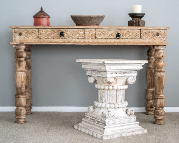 White Pillar Side Table - furniture - lighting - decor