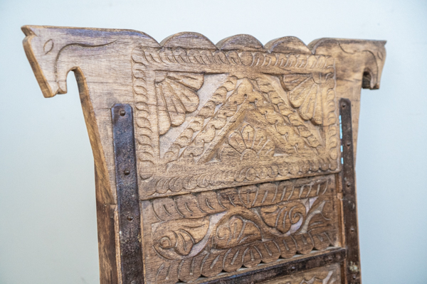 Antique Pidda Chair B - furniture - lighting - decor